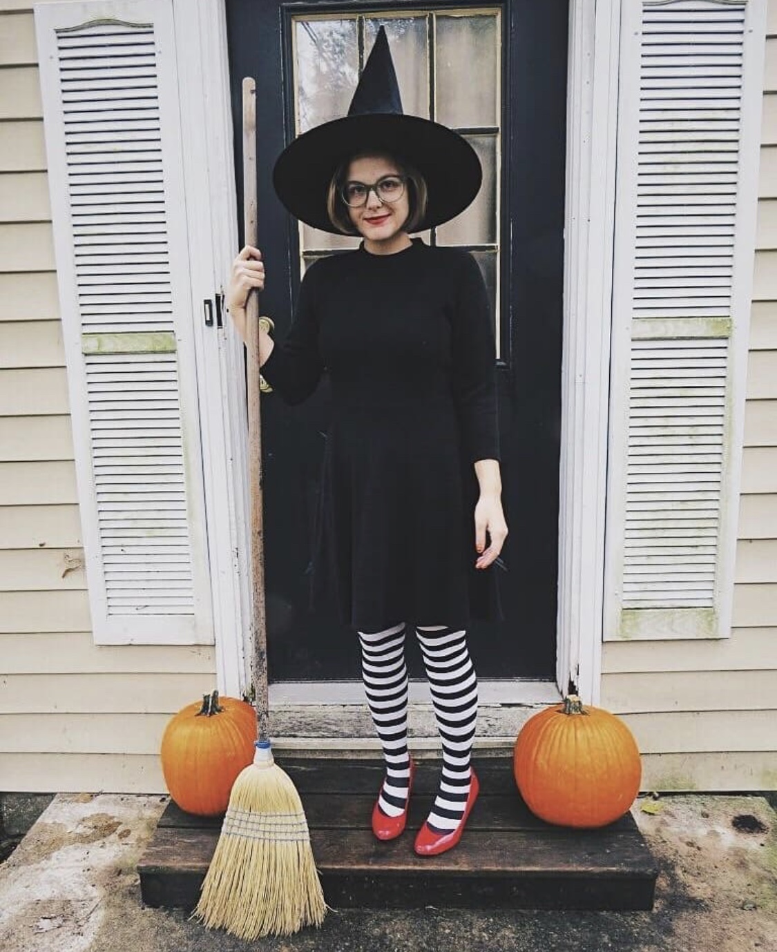 Introduction & About Us – Beyond the Grave with Anna Swenson and Haley ...